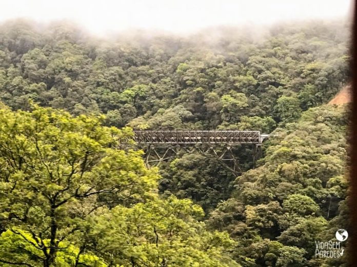 Passeio de Trem Curitiba x Morretes: 8 dicas infalíveis [+ingresso]