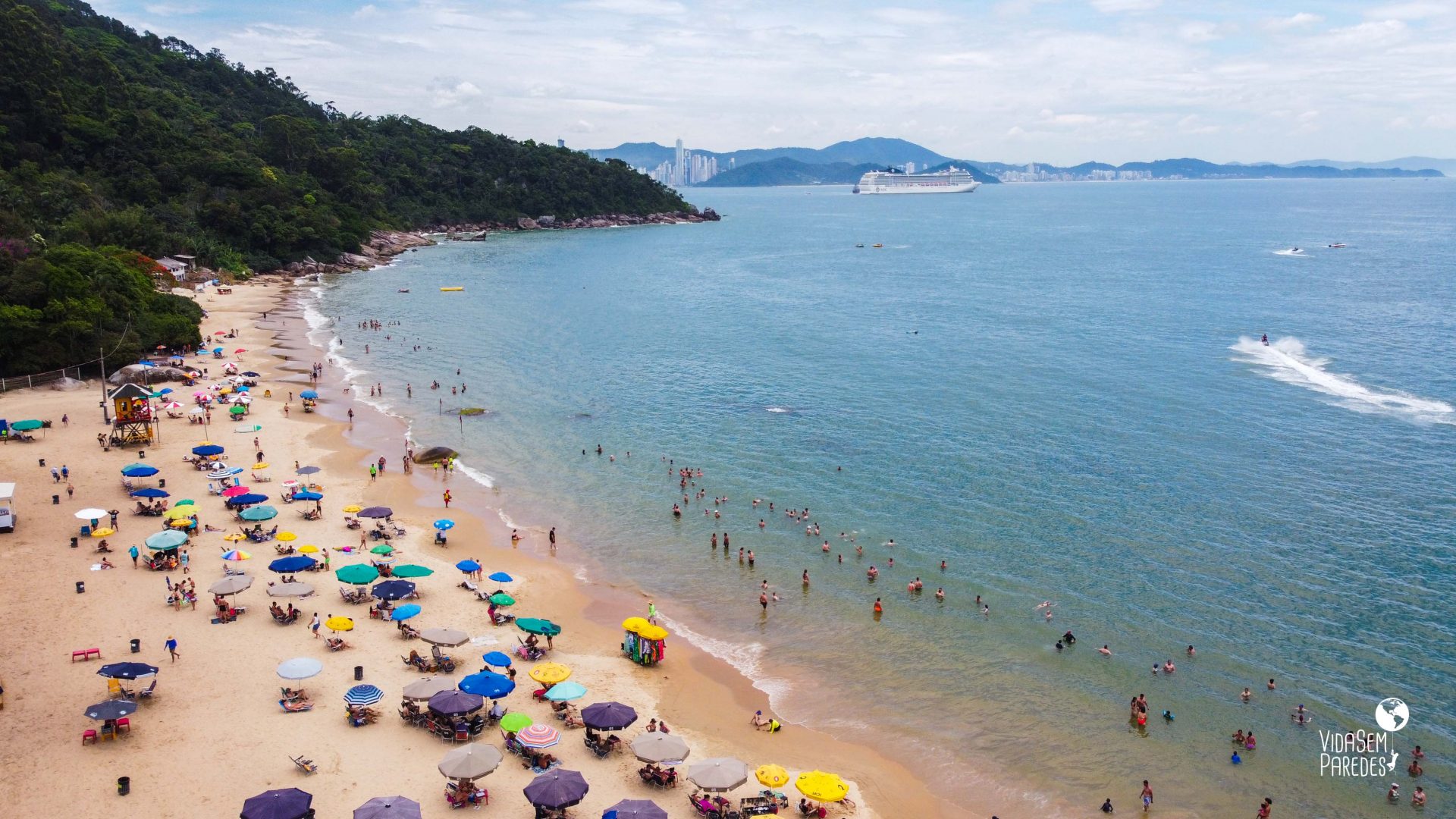 Praias em Balneário Camboriú, SC: 9 melhores + dicas